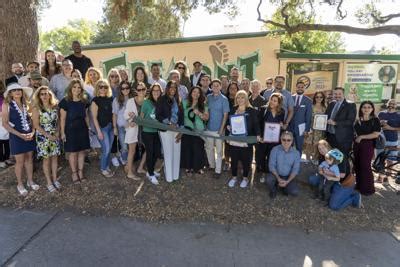 Fremont Elementary Unveils Beautified Main Entrance Glendale News