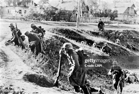 Siege Of Leningrad Photos And Premium High Res Pictures Getty Images