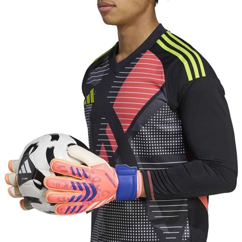 Adidas Predator Match Fingersave Goalkeeper Gloves Adults