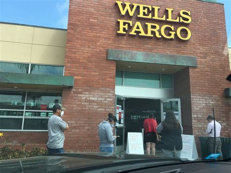 Wells Fargo Bank 14 Photos And 18 Reviews 1700 E Gonzales Rd Oxnard