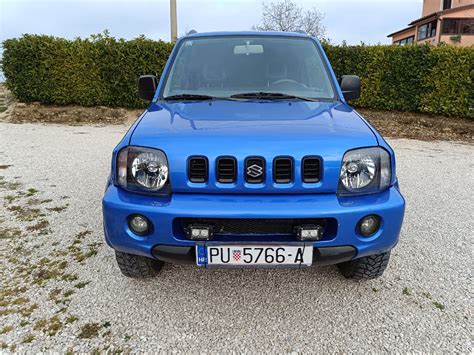 Suzuki Jimny 2000 God