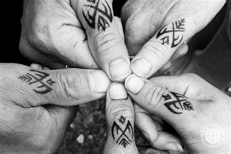 Simple Tribal Finger Tattoos