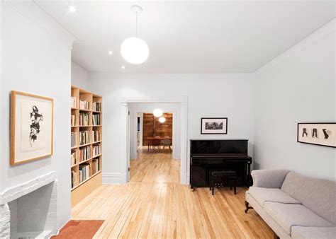 Naturehumaine Adds Zinc Clad Extension To Montreal Home