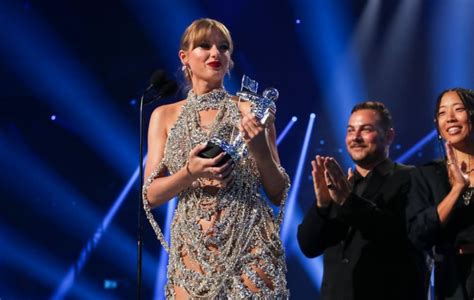 Taylor Swift、mtv Vmaで新作『midnights』をリリースすることをサプライズで発表 Lmusic 音楽ニュース