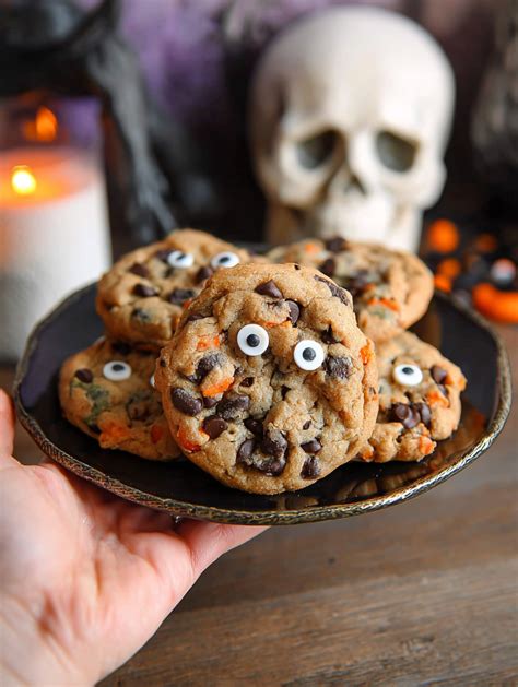 Spooktacular Halloween Chocolate Chip Cookies Thatll Cast A Delicious Spell