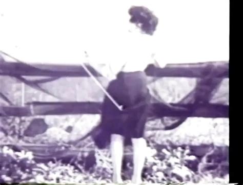 Die Porno Videos In Der Kategorie Retro Striptease Xhamster