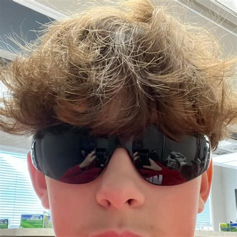 Devin Dddddddddddevin • Threads Say More