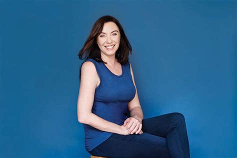 Stephanie Courtney Biography Facts And Life Story Internewscast Journal