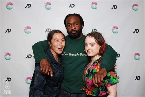 Flassh Simple Photo Booth App