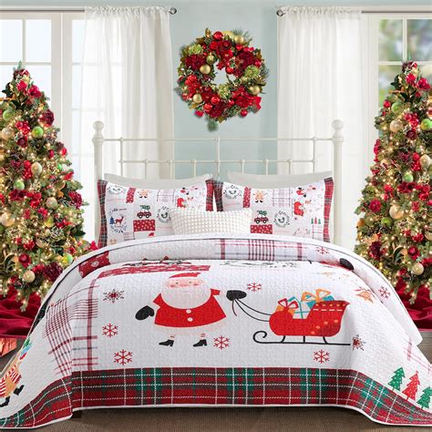 Kindred Home Christmas Quilt Set Lightweight Soft Christmas Bedspread