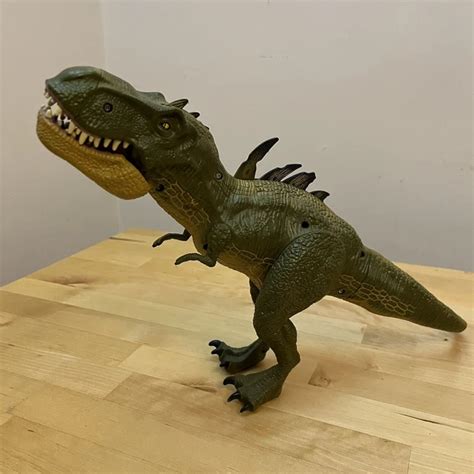 Hasbro Jurassic World Roaring Dino Hybrid Fx Tyrannosaurus T Rex Action