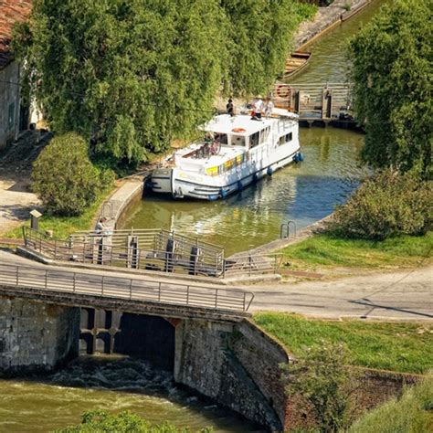 The Canal Du Midi Office De Tourisme De Carcassonne