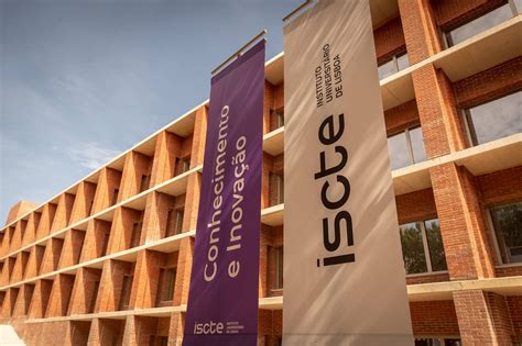 Iscte Conquista Selo Hr Excellence In Research Award Iscte Instituto Universitário De Lisboa