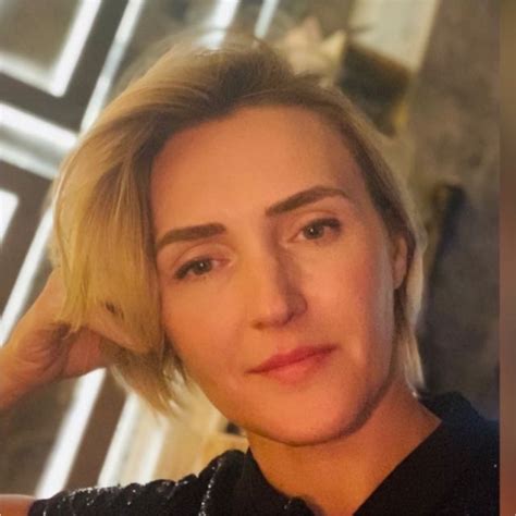 Lydia Bertucci Linkedin