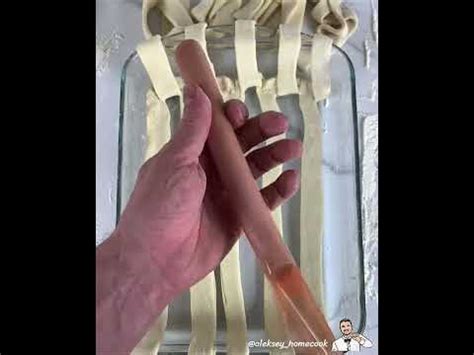 Сосиски в тесте - YouTube