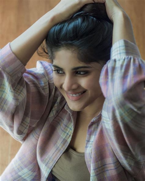 Megha Akash సహజ అందంతో మేఘా ఆకాష్ Namasthe Telangana
