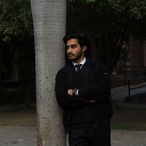 Linkedin ≠ Diary Zaid Ahmed