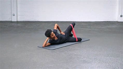 How To Do A Mini Loop Band Side Lying Clam