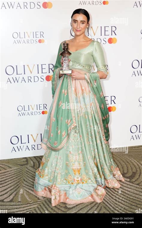 Maimuna Memon In The Winners Room With The Best Actress In A Supporting Role In A Musical Award
