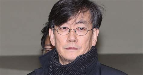 경찰 조사 마친 손석희 대표