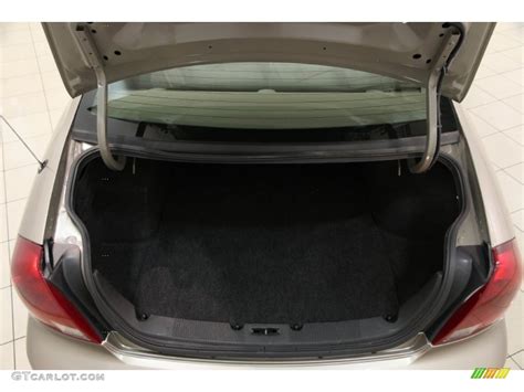 2003 Ford Taurus Se Trunk Photos