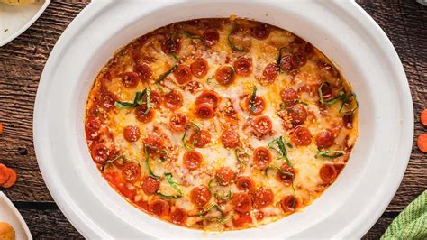 13 Slow Cooker Dip Recipes For Epic Entertaining Pinkwhen