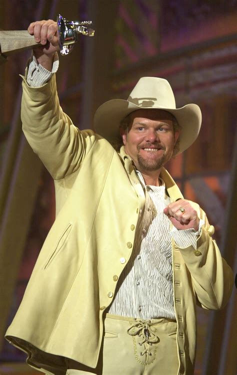 Toby Keith Through The Years His Life In Photos Us Weekly
