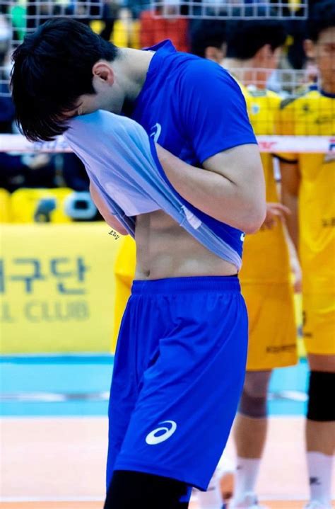 Pin De Ivan Theophorus En Lim Sungjin（임성진） Cuadritos Abdomen Fotos De Voleibol Voleibol