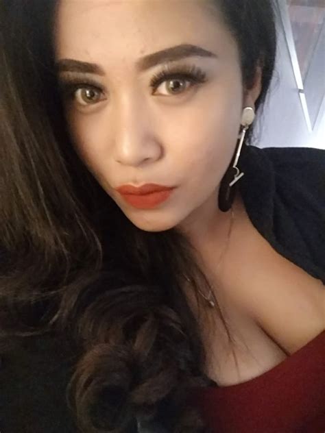 Sexy Curvy Rania Indonesian Escort In Bali