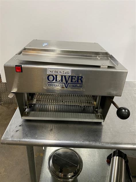 Used Oliver Bread Slicer B1108 ☑️ Canada Food Equipment