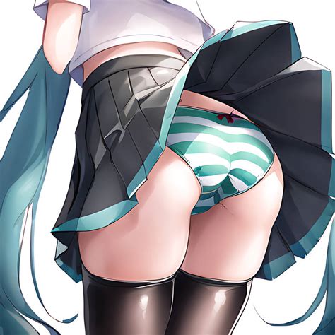 Hatsune Miku By Nareneneuma On Deviantart