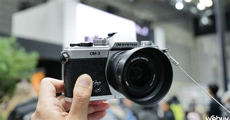 Cận Cảnh Olympus Om 3 Ngoài Cổ điển Trong Mạnh Mẽ Nhưng Sẽ Kén Người Dùng