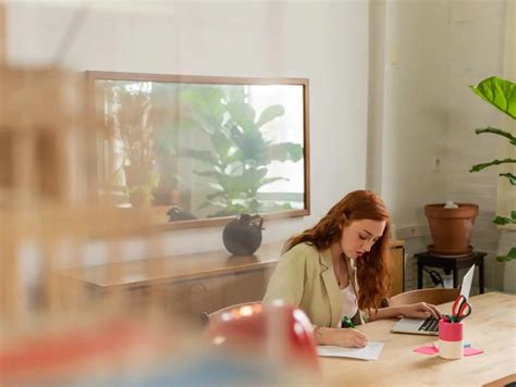 数据中台如何实现数据驱动的销售合同数据可视化展示? 光点科技 数据中台如何实现数据驱动的销售合同数据可视化展示? 光点科技