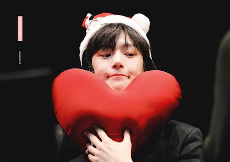 Idols With Whisker Dimples R Kpophelp