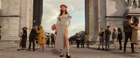 Not Okay Movie Still Galleryzoey Deutch In The Film Not Okay Courtesy