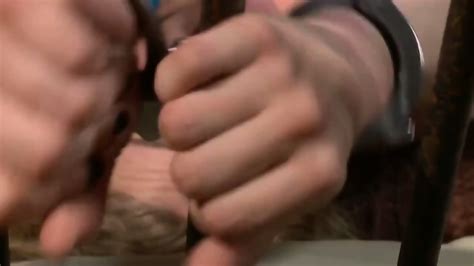 Pede Pra Cagar E Sai Penny Pax Eporner