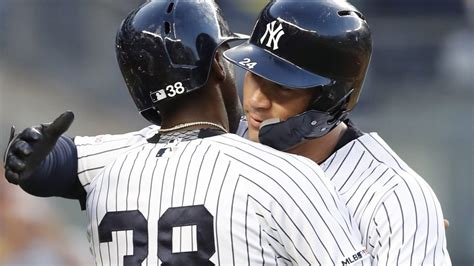 Cameron Maybin Exits Game With Calf Strain Nbc Sports