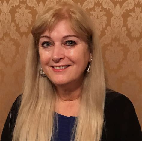 Robin Wileys Instagram Twitter And Facebook On Idcrawl