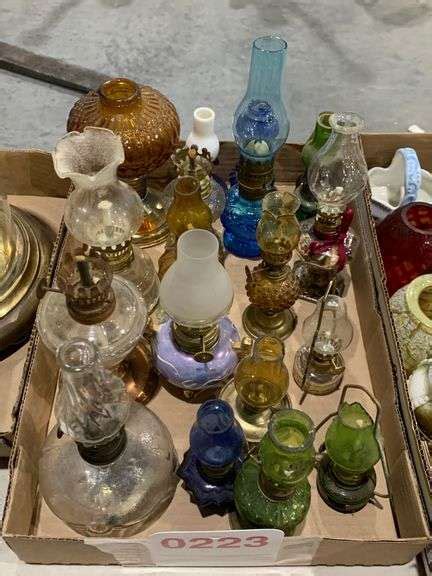 Assorted Mini Lanterns Res Auction Services