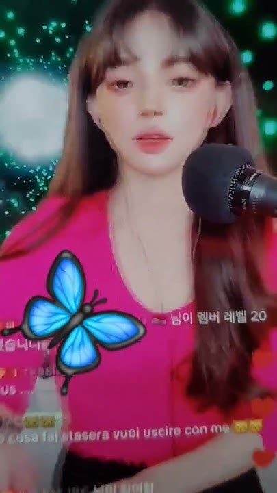 Selvira 🌎🌐indonesian Actinger ~ Dj ~ Singer 🥂🛻🦋 Treveler Dj Driver Singer Actinger