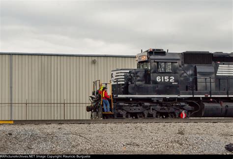 Ns Sd40 2 Locomotive