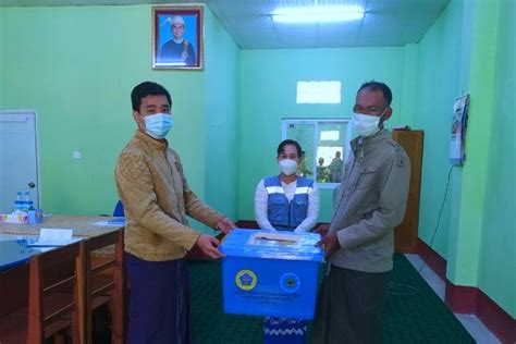 မကွေးတိုင်းဒေသကြီး ဂန့်ဂေါခရိုင် ထီးလင်းမြို့နယ် အောင်းတောင်ကျေးရွာရှိ