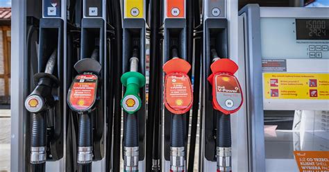 Nafta A Benzín V Polsku Vyplatí Se Jezdit Tam Tankovat Portál řidiče