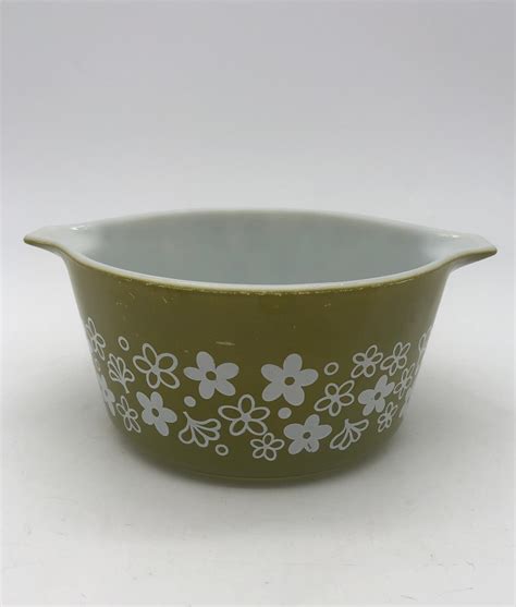 Vintage Pyrex Spring Blossom Green And White Crazy Daisy 1 Qt Bowl Etsy