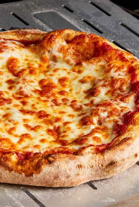 Classic Cheese Pizza Recipe Tomato And Cheese Pizza Pizza Cheese