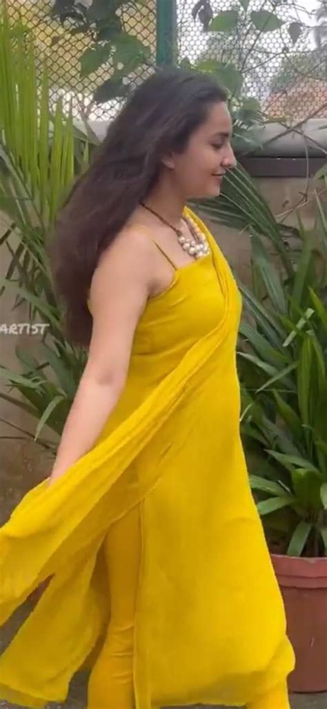 Bhama Sweaty Patch R Sweatyindian