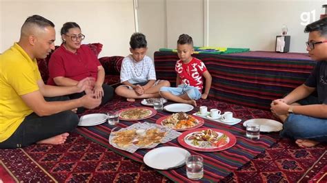 Vídeo Família refugiada do Afeganistão busca vida nova e abre