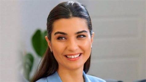 Tuba Büyüküstün Biography Dramas Age Height Husband Instagram