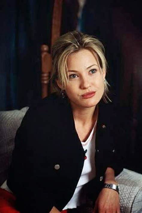 Joey Lauren Adams Mallrats Joey Lauren Adams Blonde Hair Looks