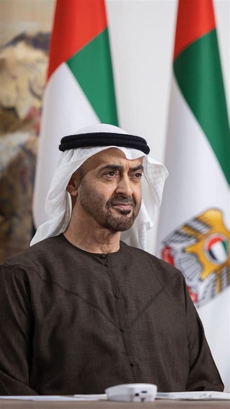 Pin By Mozaaldheri On شيوخ World Handsome Man Arab Celebrities History Uae